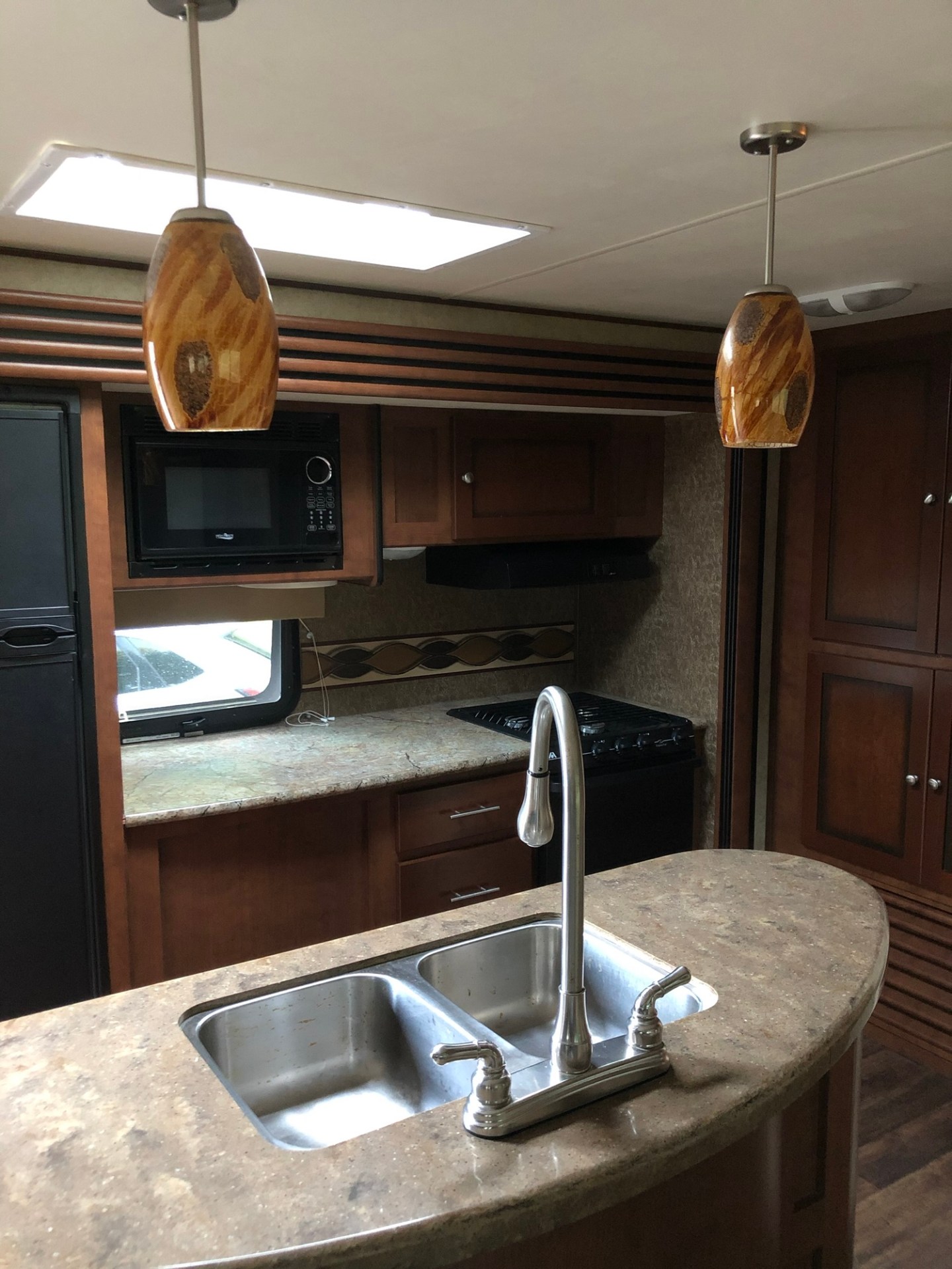 TRAVEL TRAILER BEFORE + AFTER – my divine home